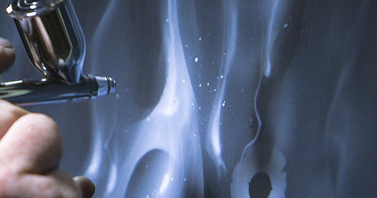 How to Airbrush - The Art of Painting with Airbrushes | Stan Winston ...