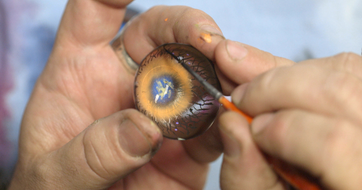How to Make Eyes: Puppets, Masks, & Makeups | Stan Winston School of ...